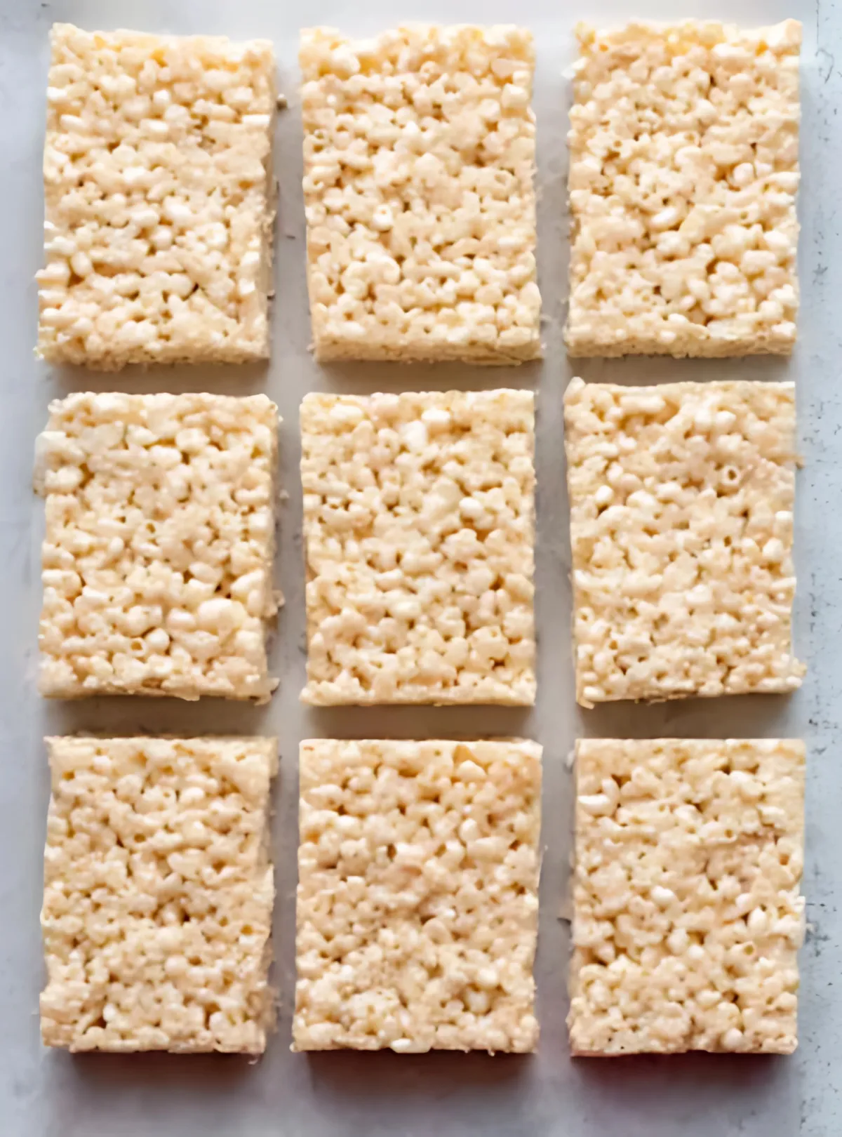 5-Minute Halloween Rice Krispie Treats (Mummy Style!) - Easy Recipes