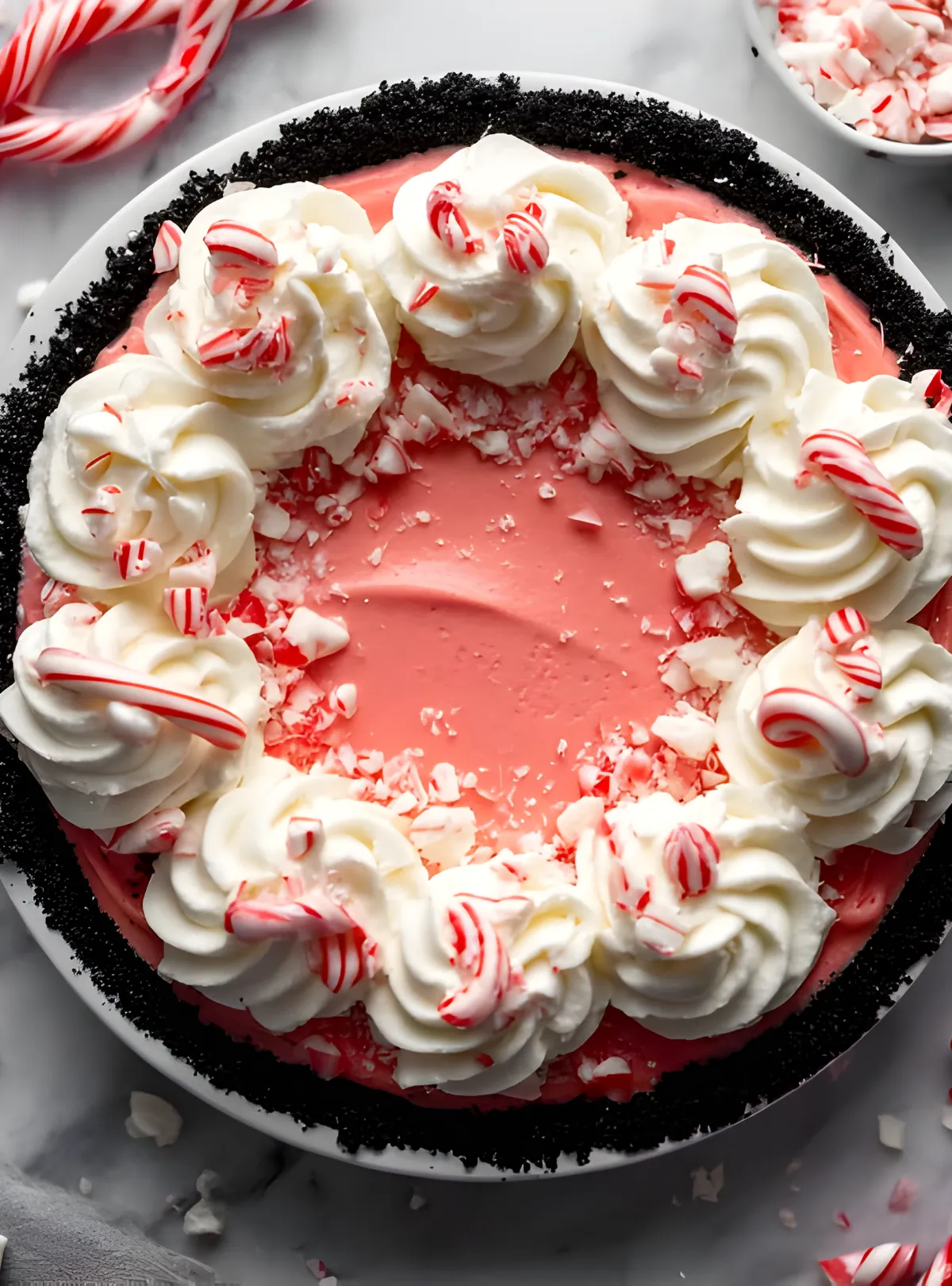 Christmas Peppermint Bavarian Cream Pie - Easy Recipes
